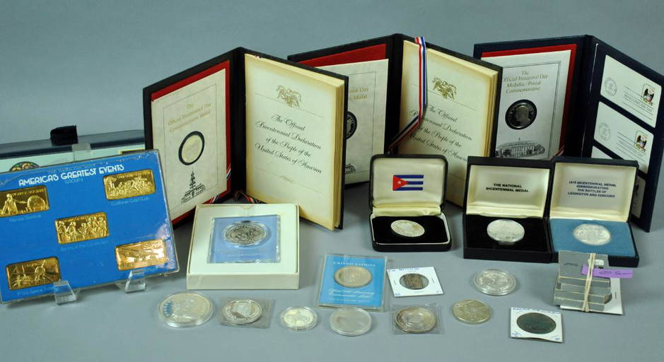 (30) Silver Medals, Coins & Ingots