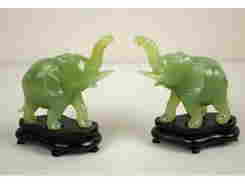 CHINESE CARVED JADE ELEPHANT - Sep 12, 2013 | Leighton Galleries in NJ