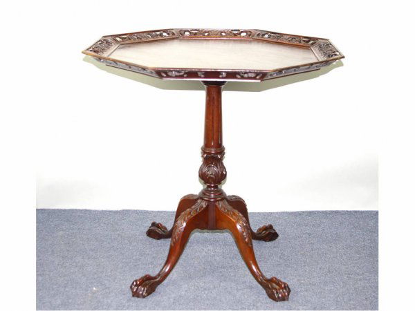 344: MAHOGANY OCTAGONAL-TOP PIE CRUST TABLE