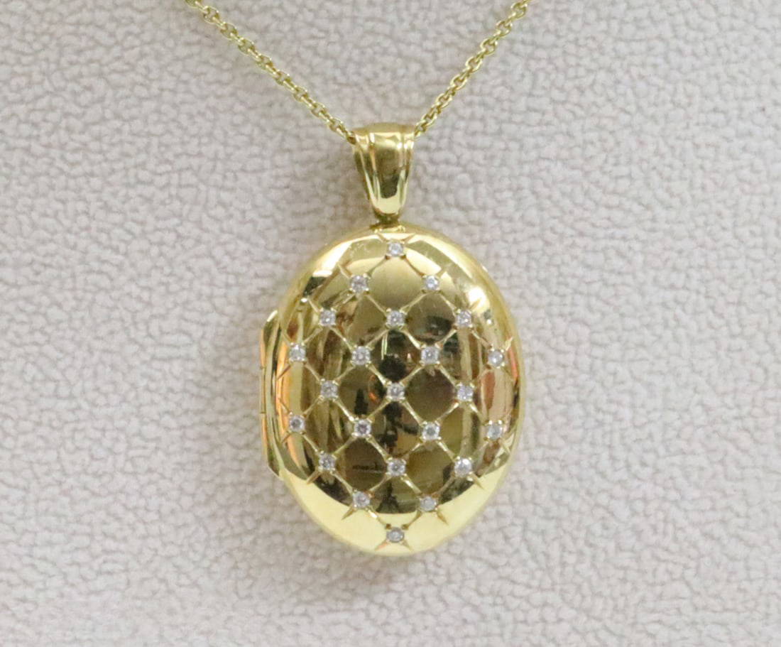 Charles Green 18k Diamond Locket Pendant Auction