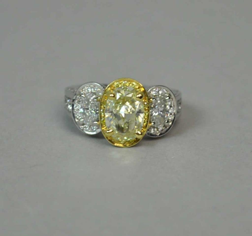 PLATINUM & 18K DIAMOND RING BY GREGG RUTH, 3.83CTW