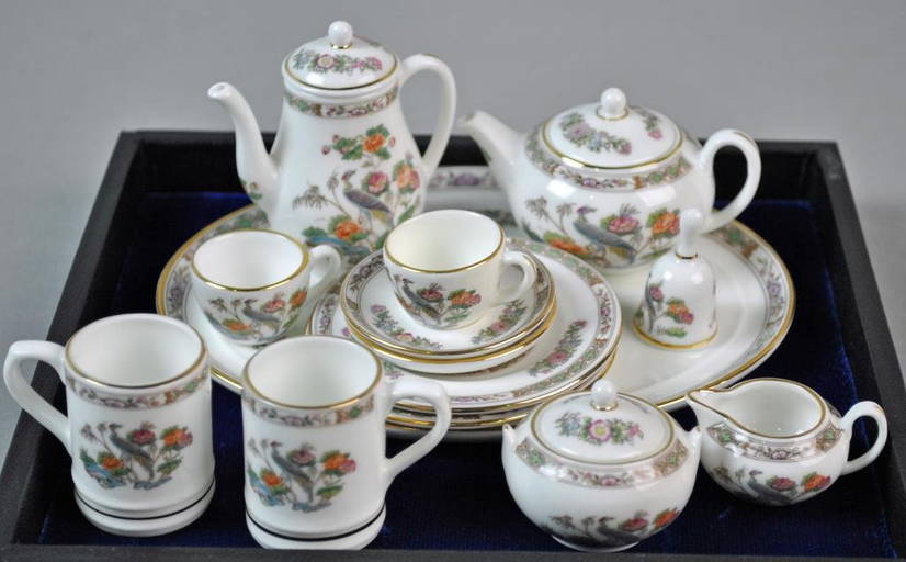 (14) Piece Wedgwood Miniature Tea Service