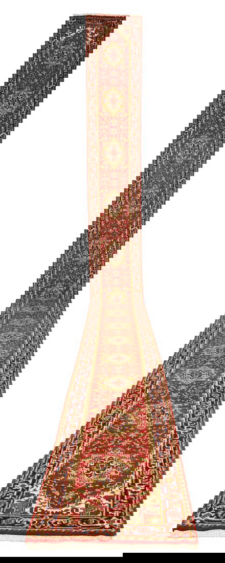 Agra Serapi Runner Auction