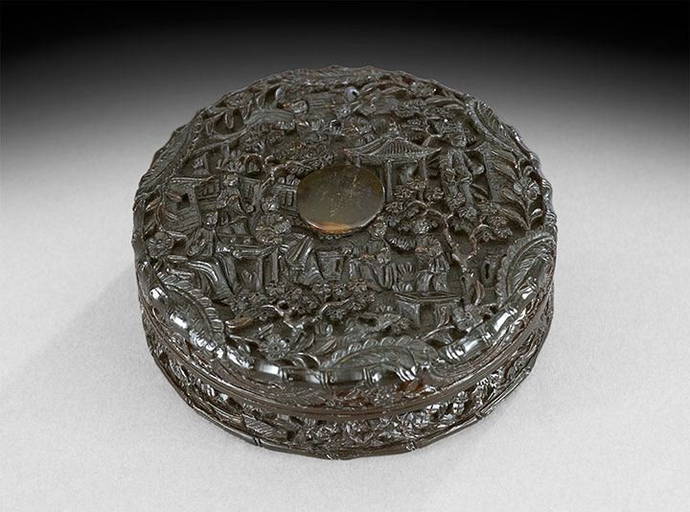 Chinese Tortoiseshell Box
