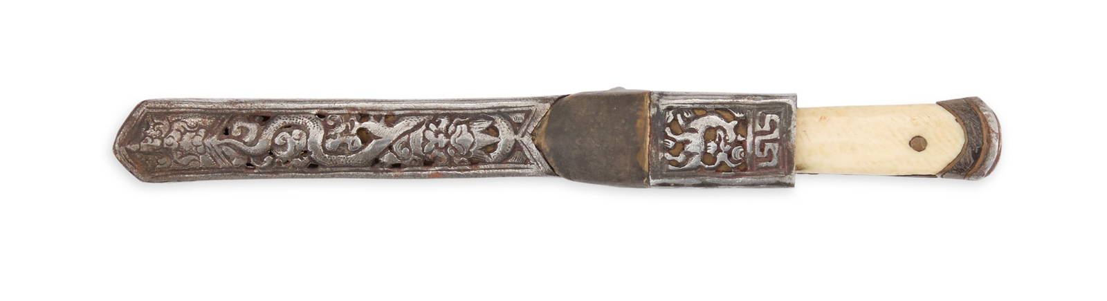 Vintage Korean Lady's Dagger ("eunjangdo") Auction