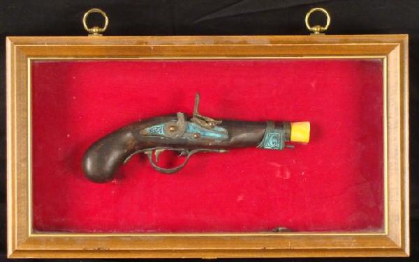 Replica 18th Century Pistol Gun Relic In Display Case