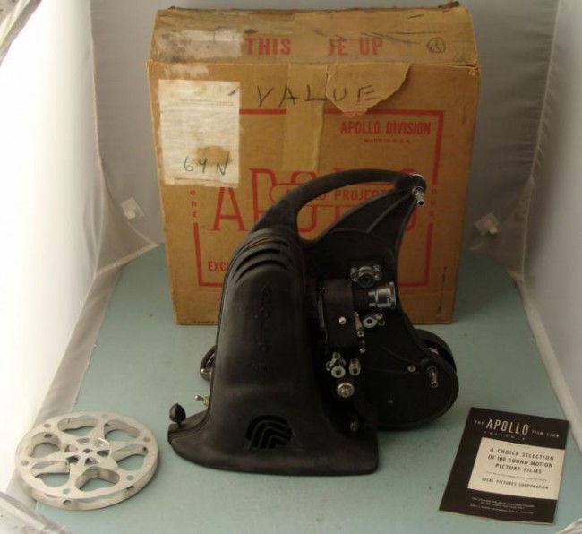 Apollo Sound 16mm Movie Projector Vintage 1930s In Box - Jan 06, 2011 ...