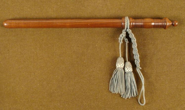 VINTAGE PRESENTATION POLICE BATON/NIGHTSTICK