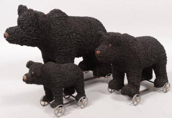 Et0503120168 Three Graduated Toy Black Bear Pull Toys.