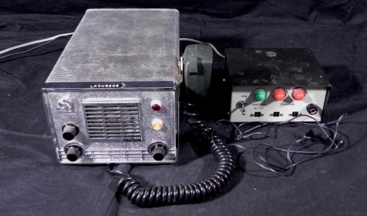 Johnson Viking Messenger Tube Type Vintage CB Radio