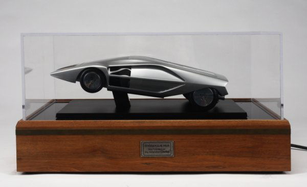 1187: MOONWALKER CAR MODEL - Apr 25, 2009 | Julien's Auctions in CA