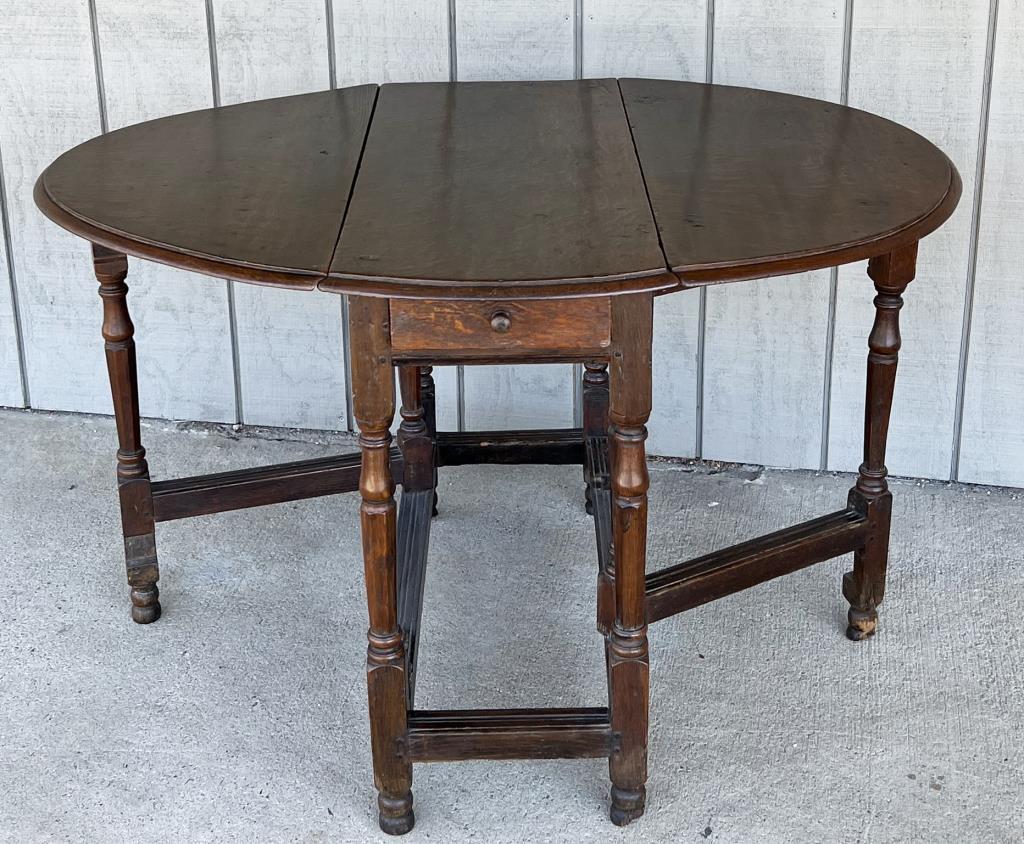 English Oak Round Drop Leaf Gate Leg Table