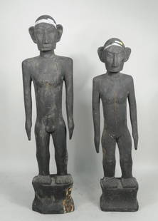 Philippine Ifugao Carved Wood Figuratie Harvesting Rice Cutter