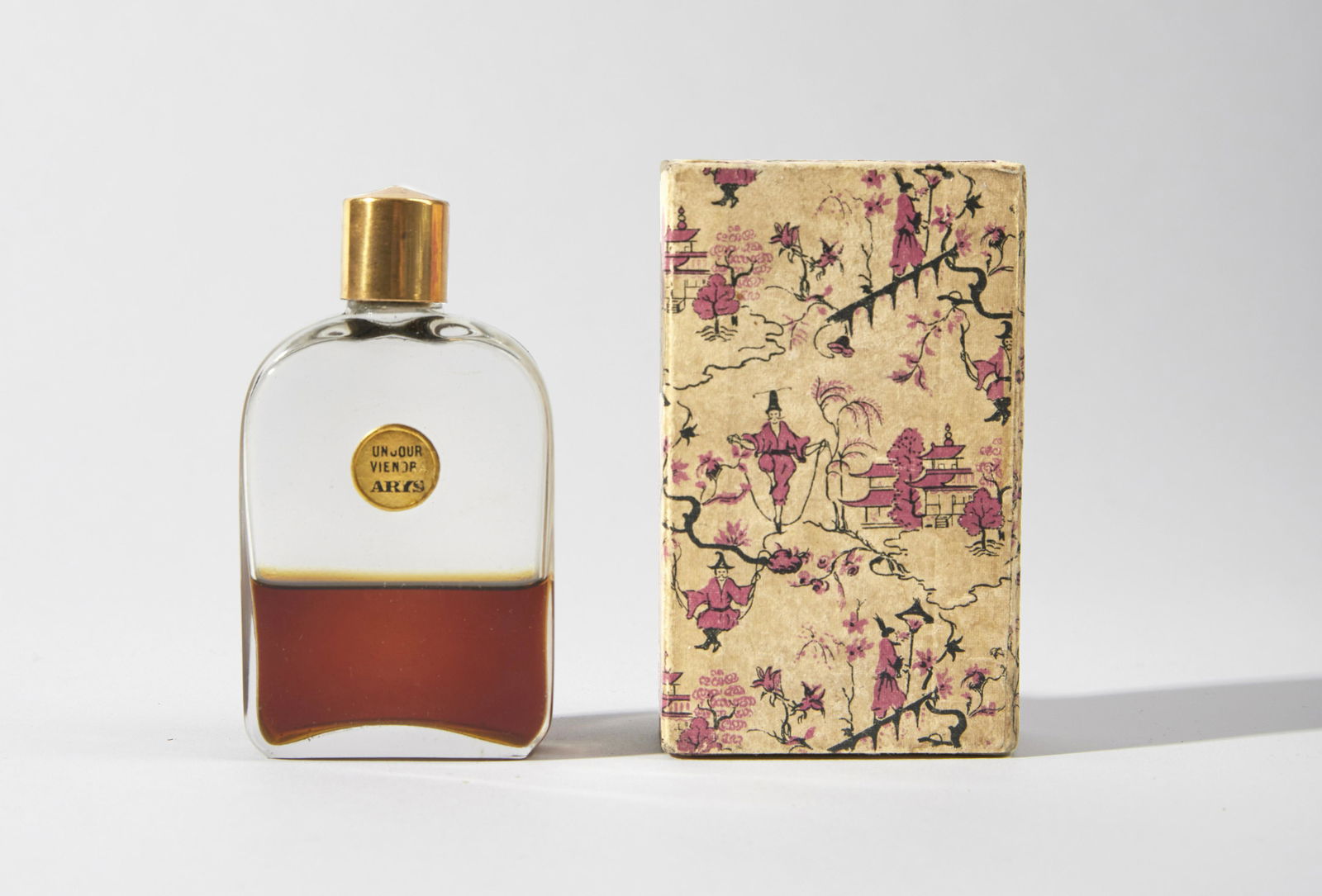 Arys Un Jour Viendra Perfume Bottle