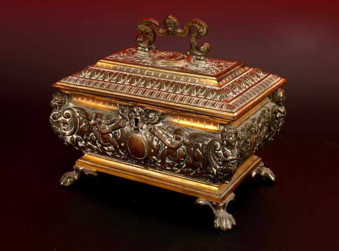 ORNATE JEWELRY CASKET