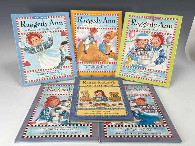 RAGGEDY ANN & ANDY HARD COVER BOOKS - Sep 09, 2022 | Converse Auctions ...