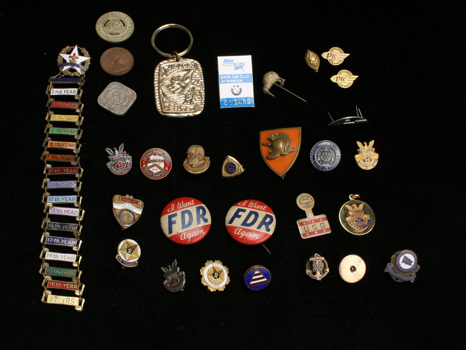 Lot Of Vintage Political & Commemorative Pins