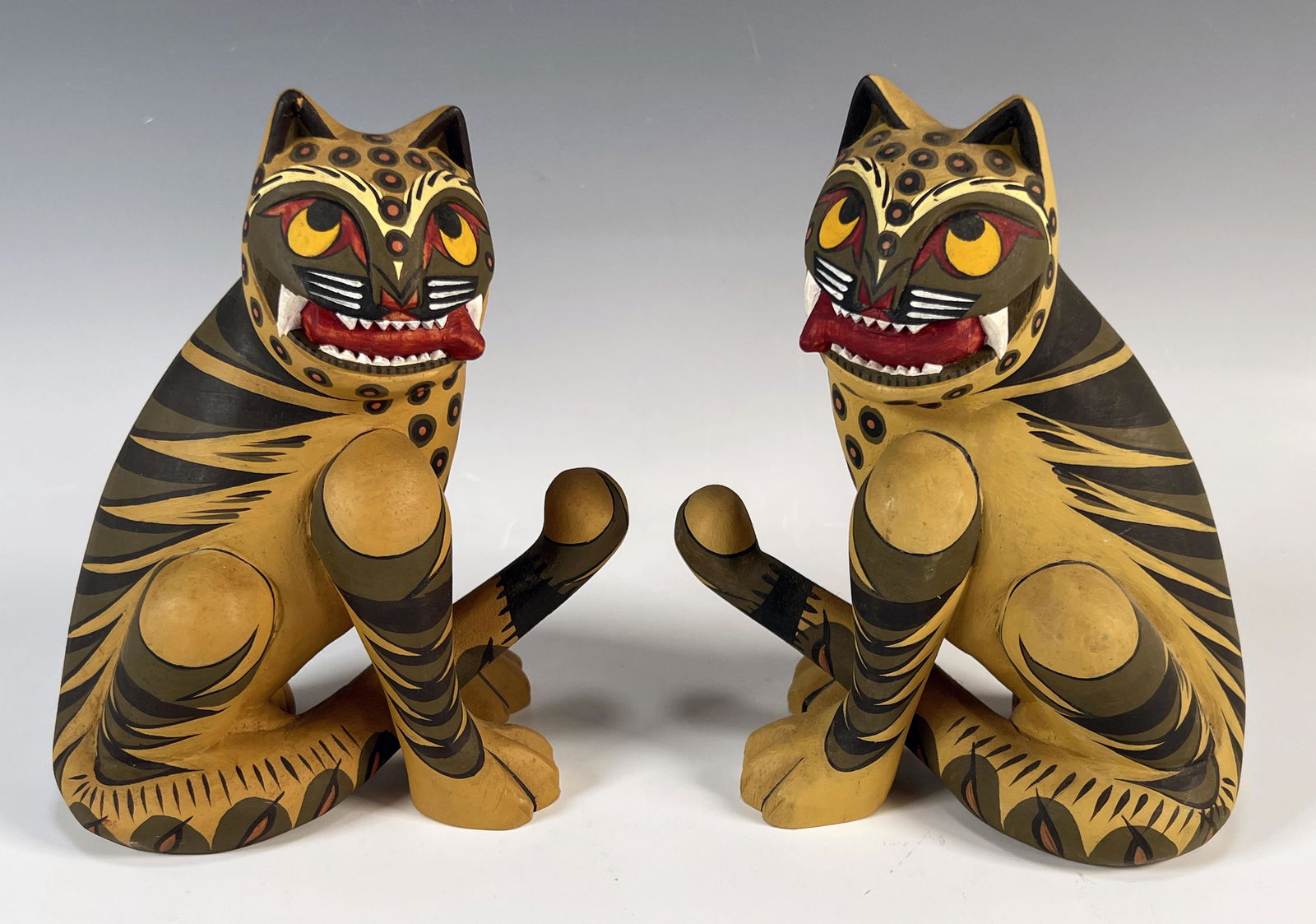 South East Asian Cat Figures Auction