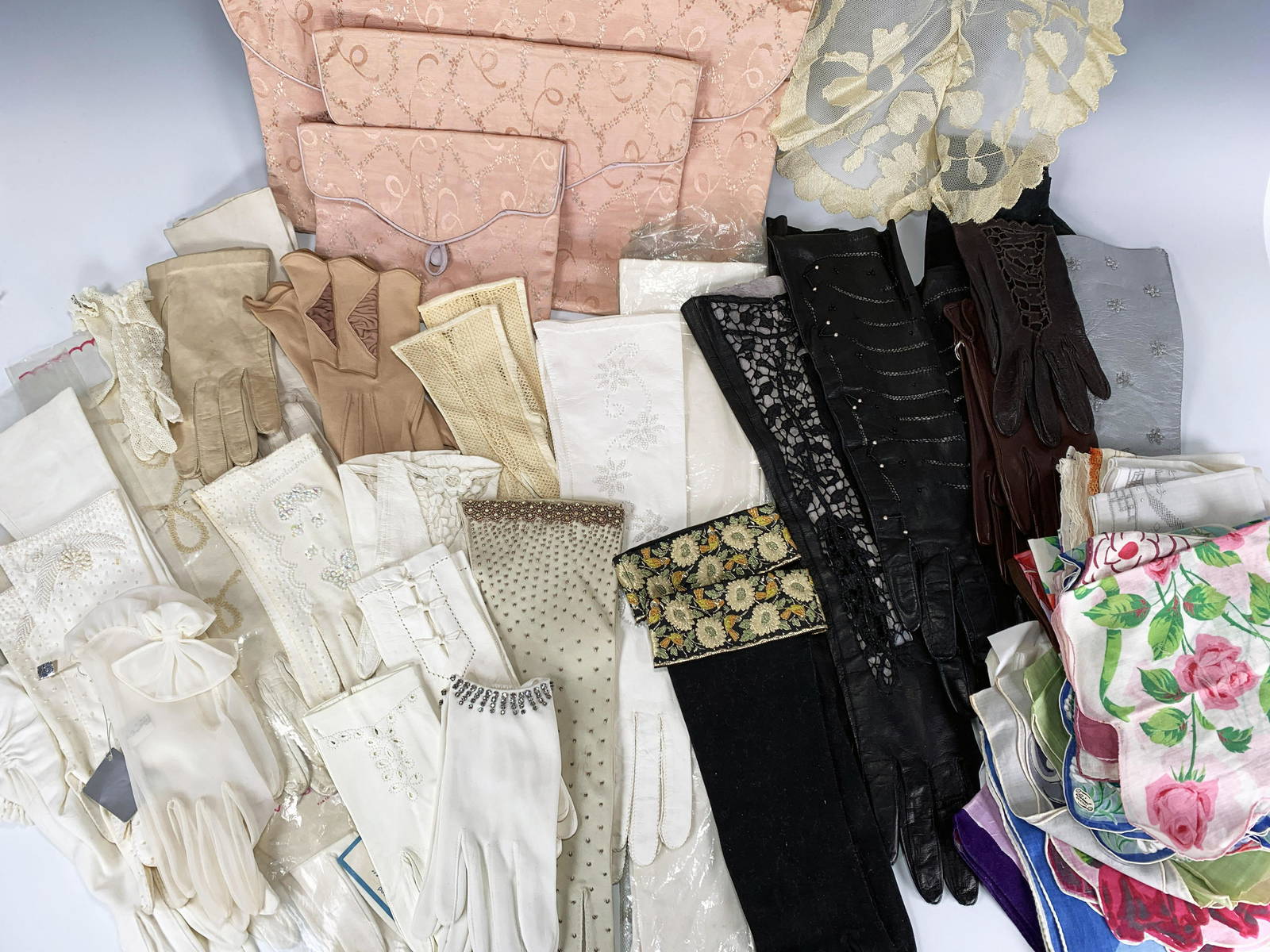 Large Collection Of Vintage Gloves & Handkerchiefs Auction