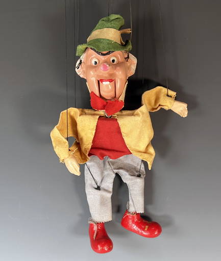 Peter Puppet Playthings Disney Mad Hatter Marionette