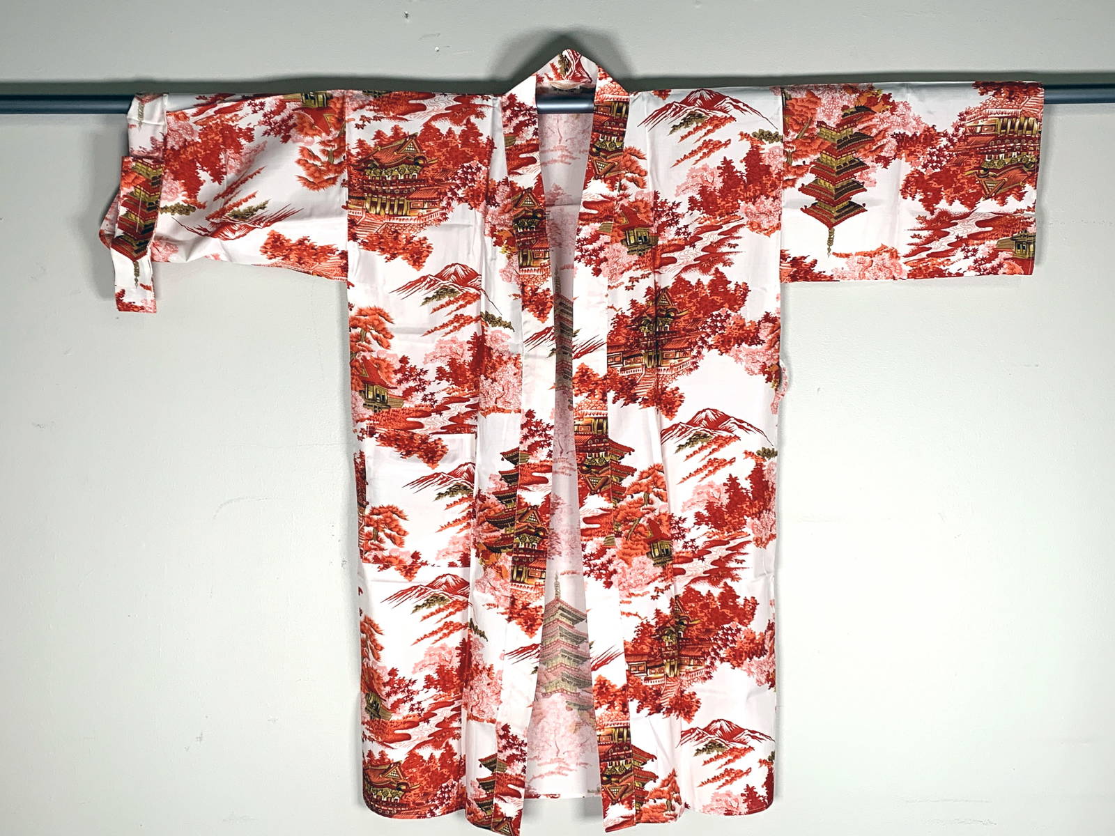 Vintage Nib Cherry Blossom Kimono Robe Auction