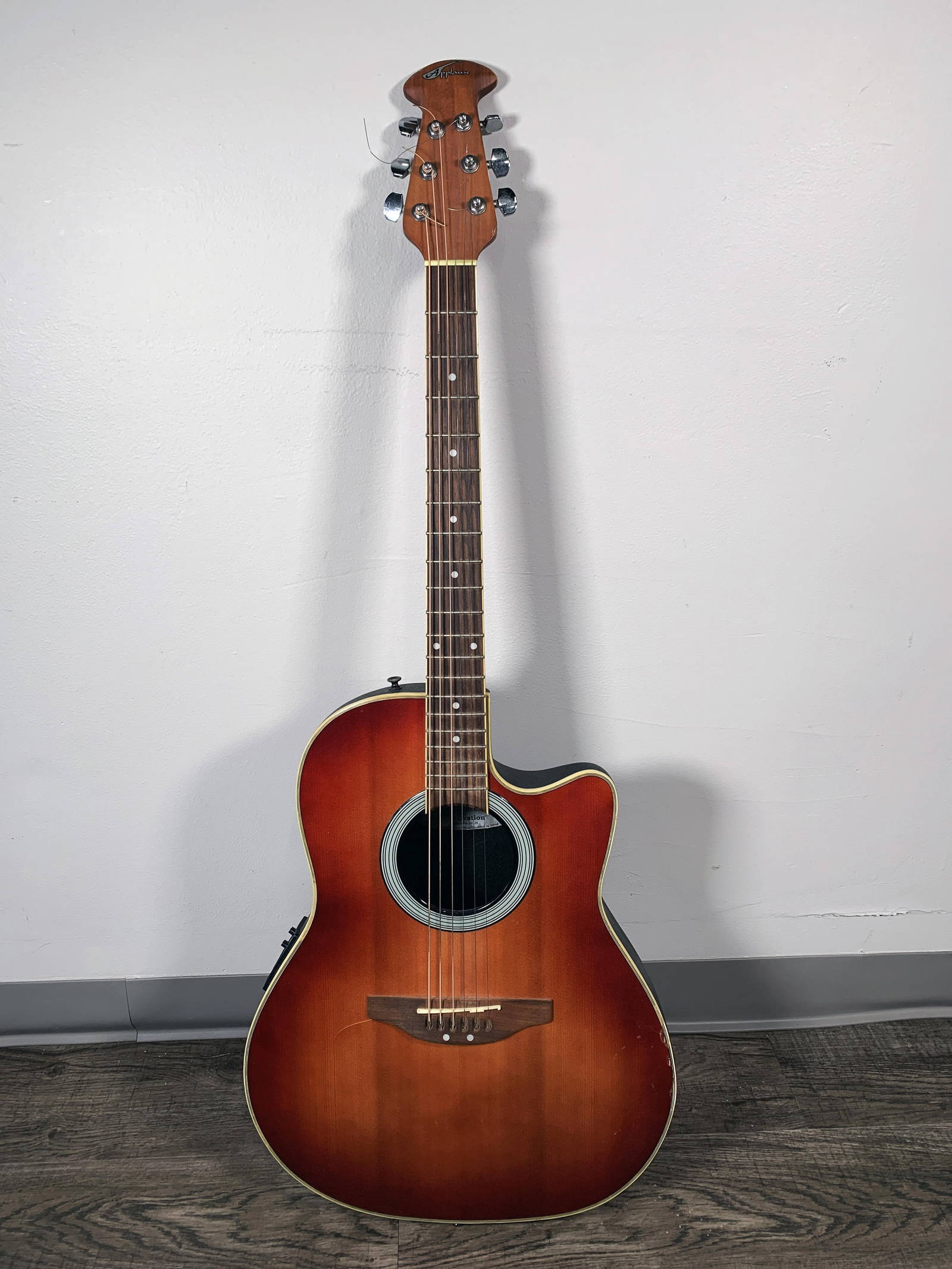 Applause By Ovation Acoustic Electric Guitar Auction
