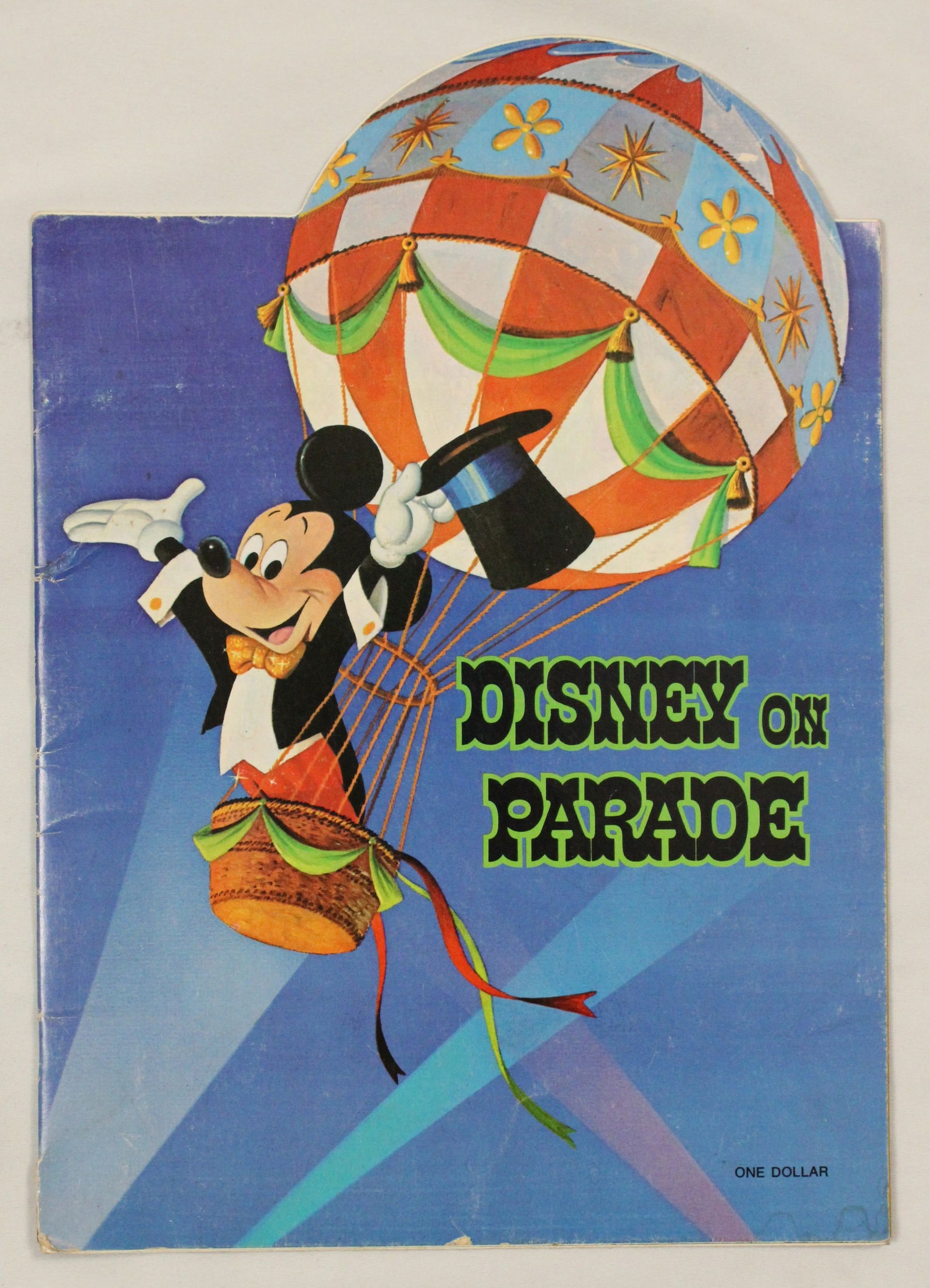 Disney and Universal Holiday Extravaganza starts on 10/11/2025