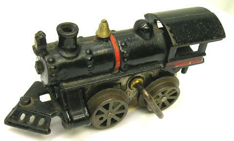 796: C.1920'S CAST IRON WIND UP TOY TRAIN ENGINE