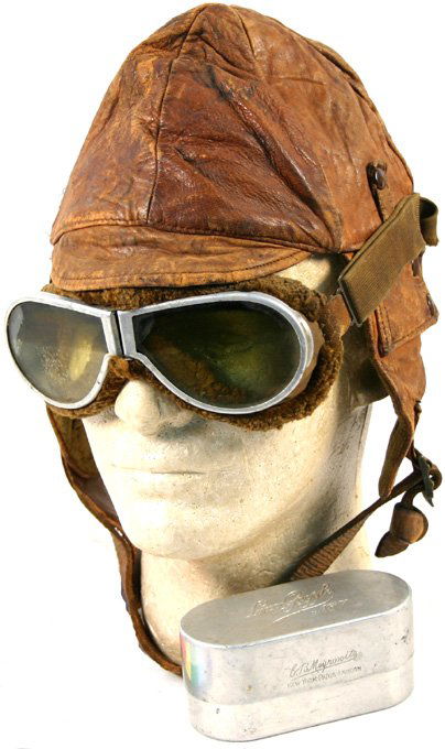 517: U.S. WWI pilot leather helmet and goggles