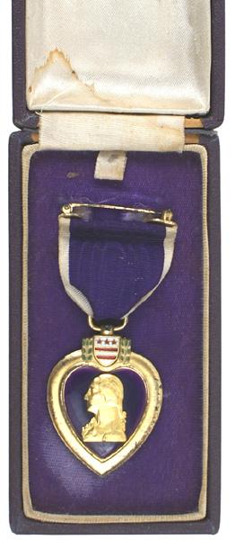 162: U.S. WWII Purple Heart medal Navy/Marine Corps