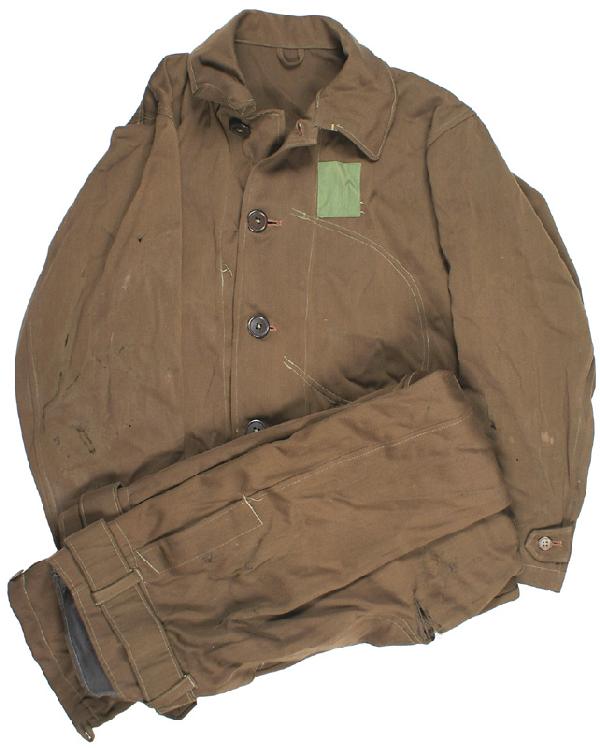 681: Japanese WWII Navy pilot uniform