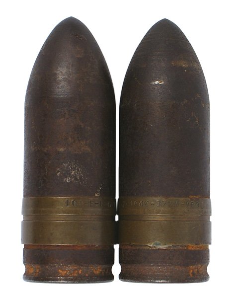 Lot of 2 U.S. WWII anti-tank 37mm projectiles