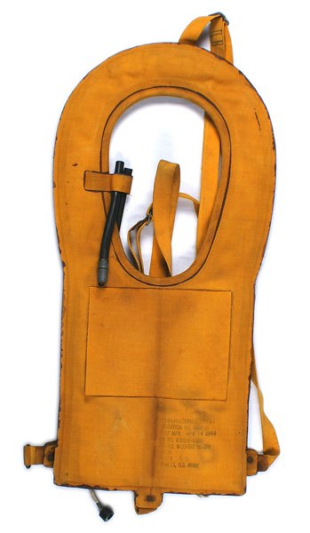 U.S. WWII Army Air Force Mae West life jacket - Dec 05, 2014 | Mohawk ...
