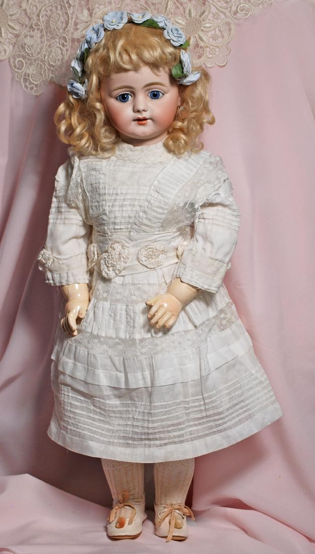 1. GORGEOUS, SIMON & HALBIG, MOLD 719, BISQUE DOLL.