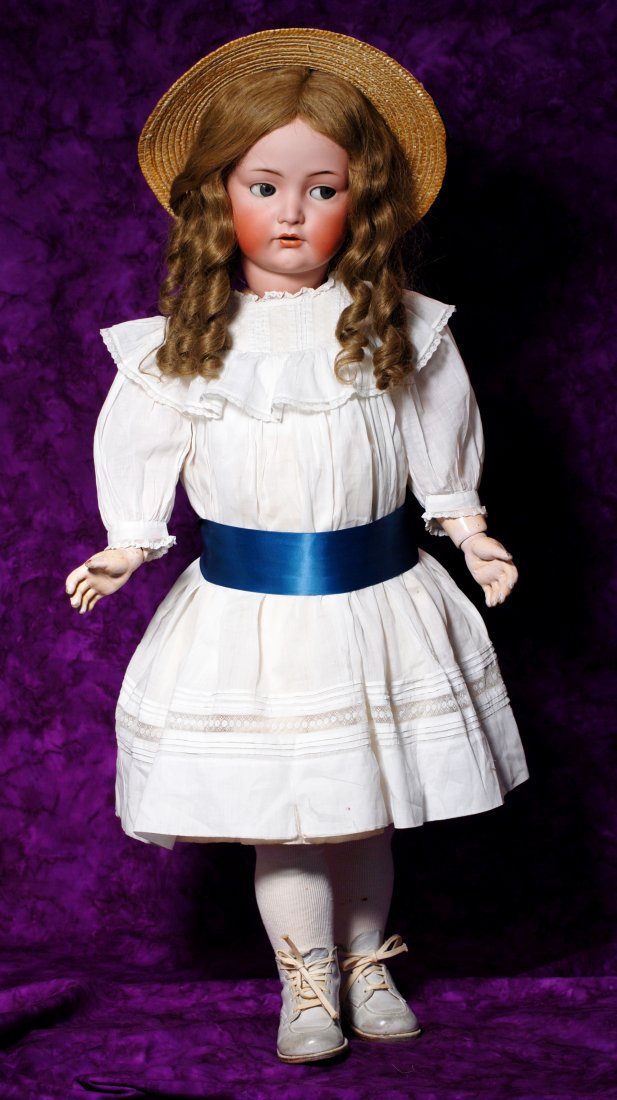 WONDERFUL, LARGE FLIRTY-EYED CHARACER 117N BY K * R