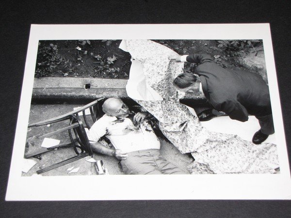 1140: Carmine Galante Mafia B&W UPI Crime Scene Photo