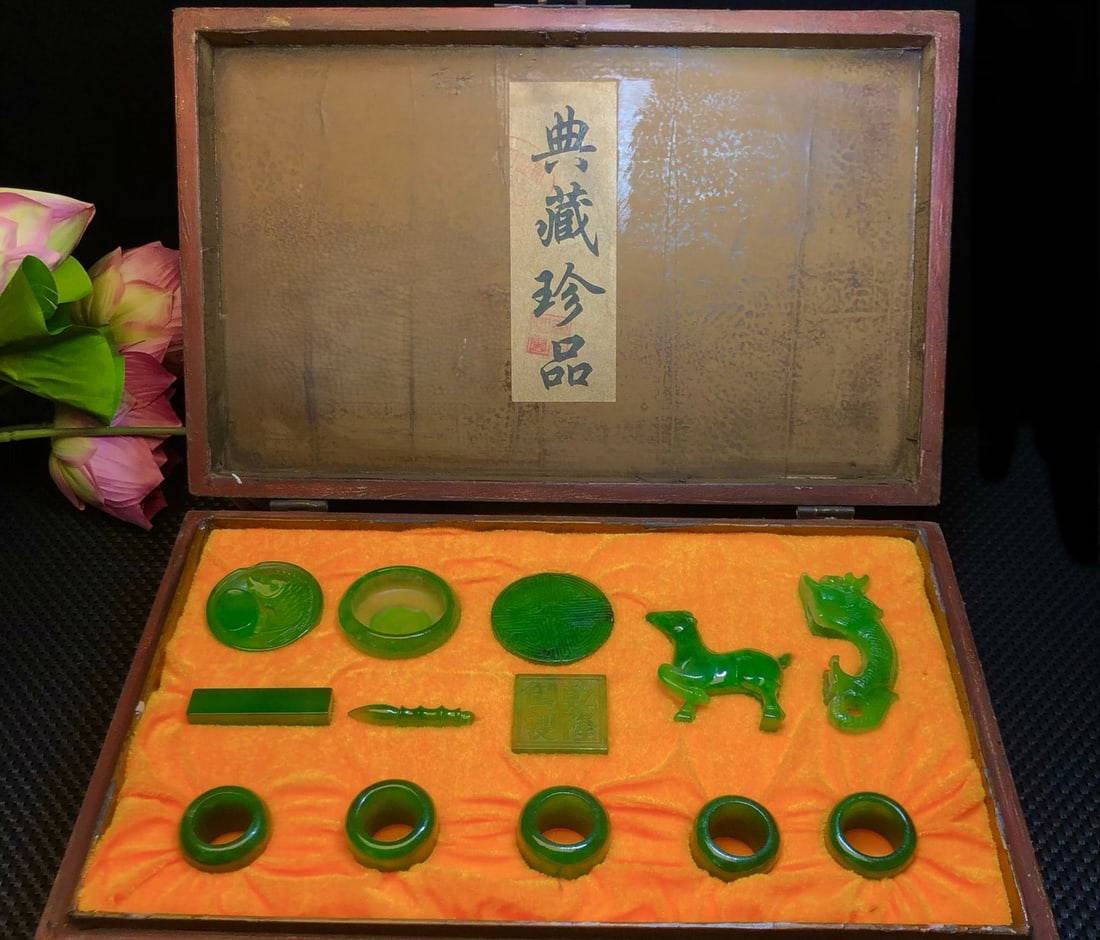 A Lacquerware Painted Brocade Box Contains A Box Of Imperial Green And ...