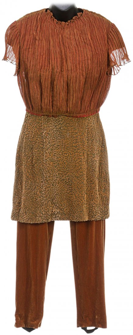 Star Trek: Voyager Kes "Fury" Uniform - Feb 21, 2015 | Propworx in CA