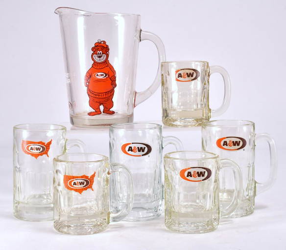 Vintage A & W Root Beer Pitcher & Mugs