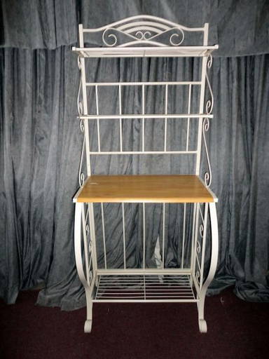 White Metal Bakers Rack