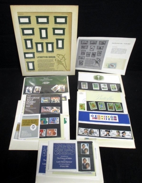Mint World Of Stamps Birds & British Mint Packets