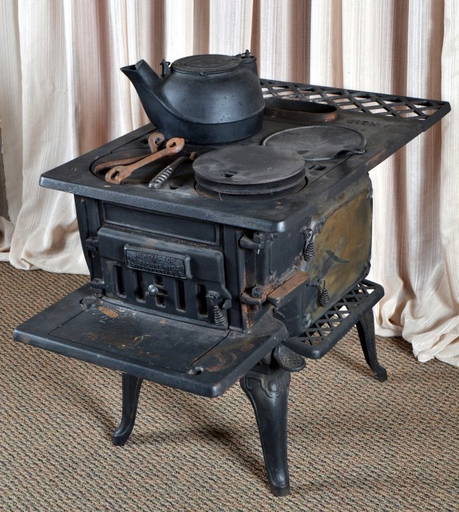 Victor Cast Iron Cook Stove