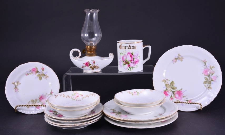 Vintage Bondware L&m China Lot & Lamp
