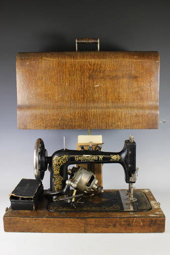 New Home Greyhound "r" Electric Sewing Machine