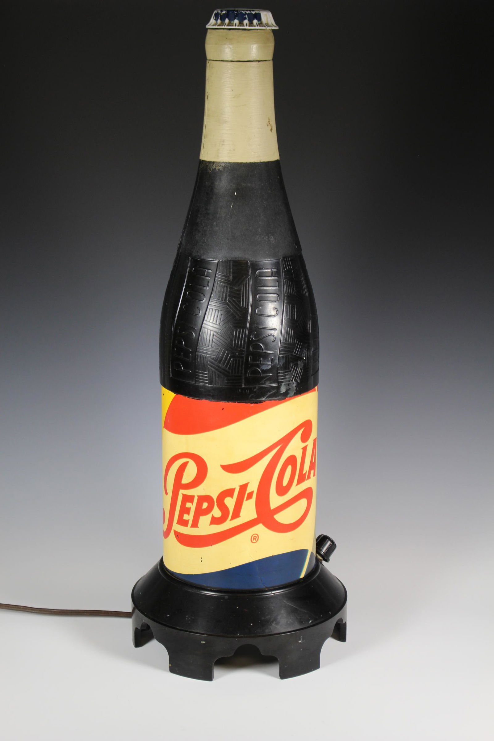 For Auction: RARE Mid Century Pepsi A.M. Radio (#0241D) on Mar 28, 2020 ...