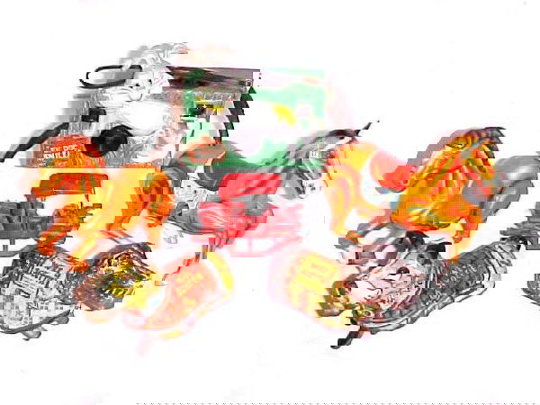 205: Vintage Tin Litho Toys and Bugs Bunny Camera,