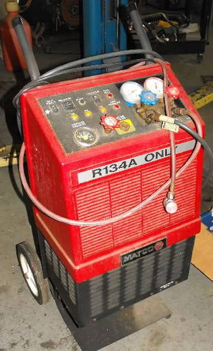 MATCO A/C R134 RECOVERY MACHINE - Aug 02, 2009 | Affiliated Auctions ...