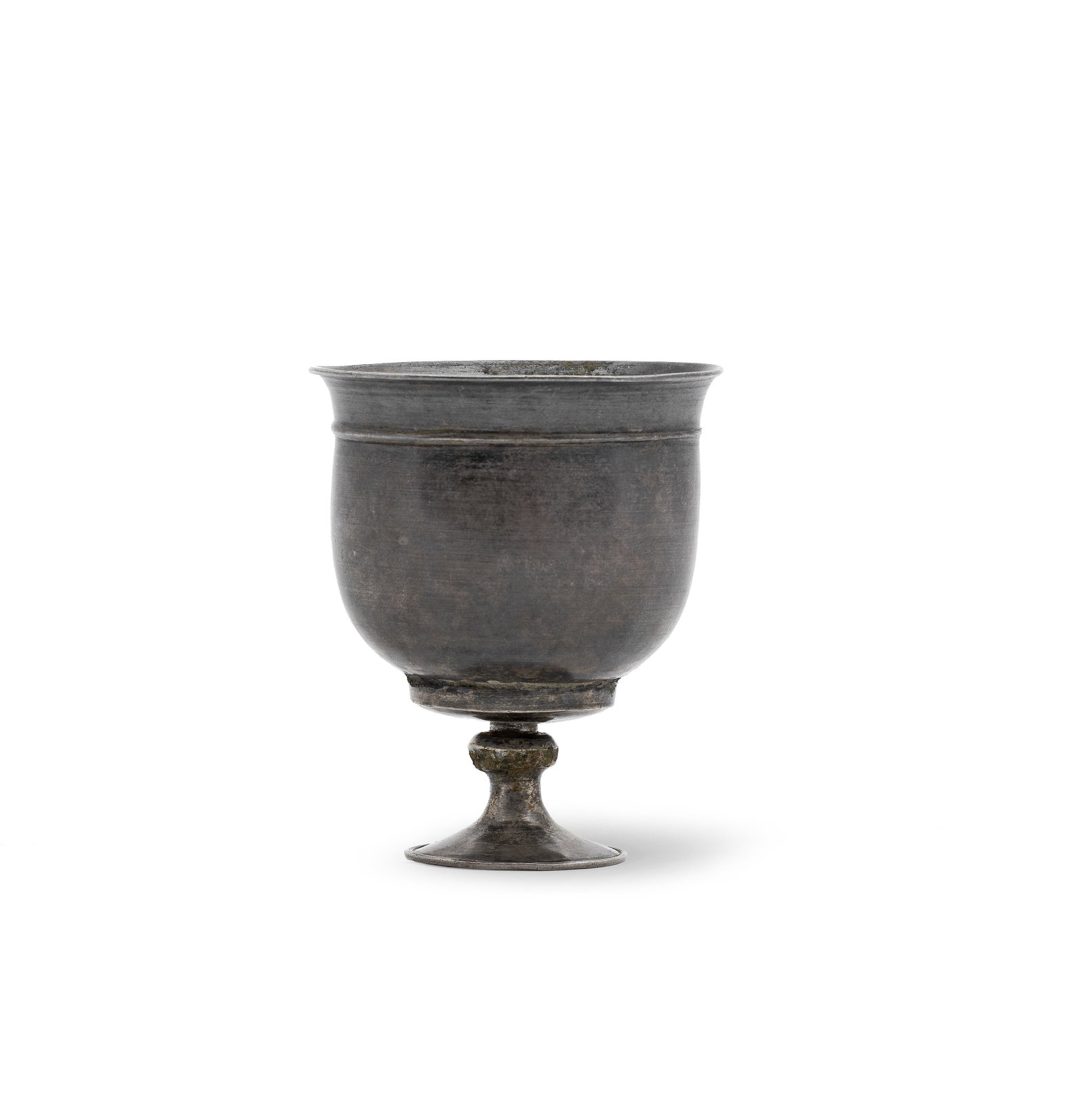 For Auction: A SILVER STEM CUP Tang Dynasty (#0486) on Jun 07, 2021 ...