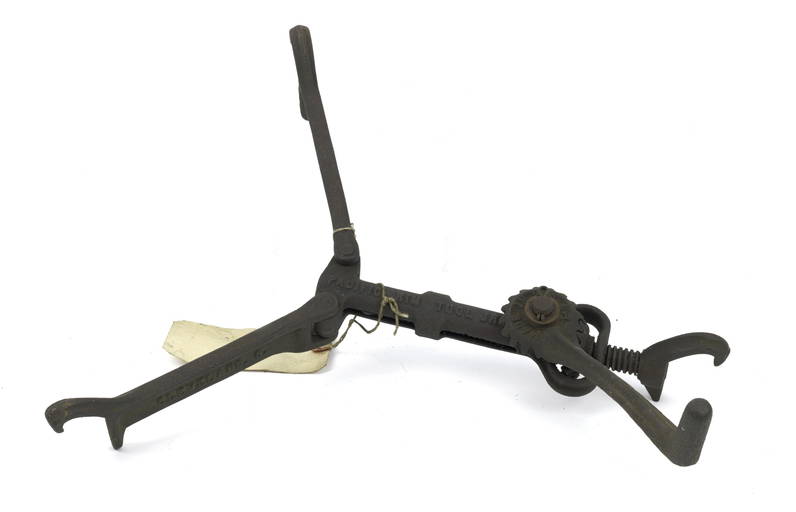 A Pacific Rim Tool 'jr' For Beaded Edge Tyres, Manufactured Cleveland ...