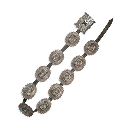 A Diné (Navajo) second phase concha belt - Dec 08, 2022 | Bonhams in CA